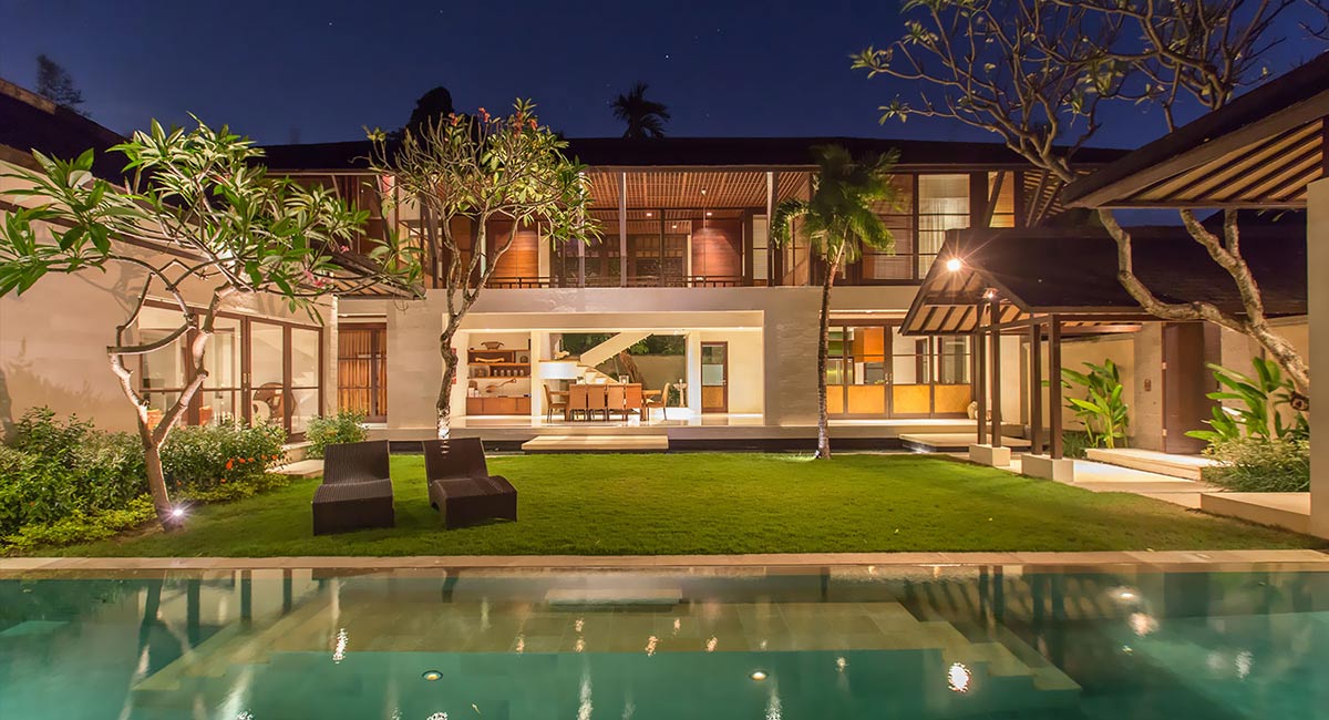 Villa Air Bali - Seminyak Villas Best Deals | Bali Star Island